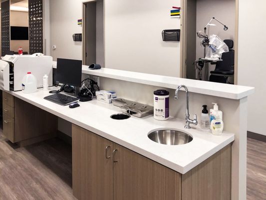 WELLISH ABRAMS VISION INSTITUTE - Updated December 2025 - 18 Photos ...