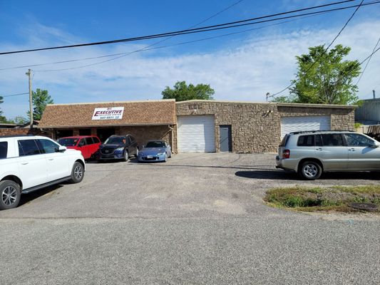 EXECUTIVE COLLISION CENTER - Updated August 2025 - 48 Photos & 21 ...