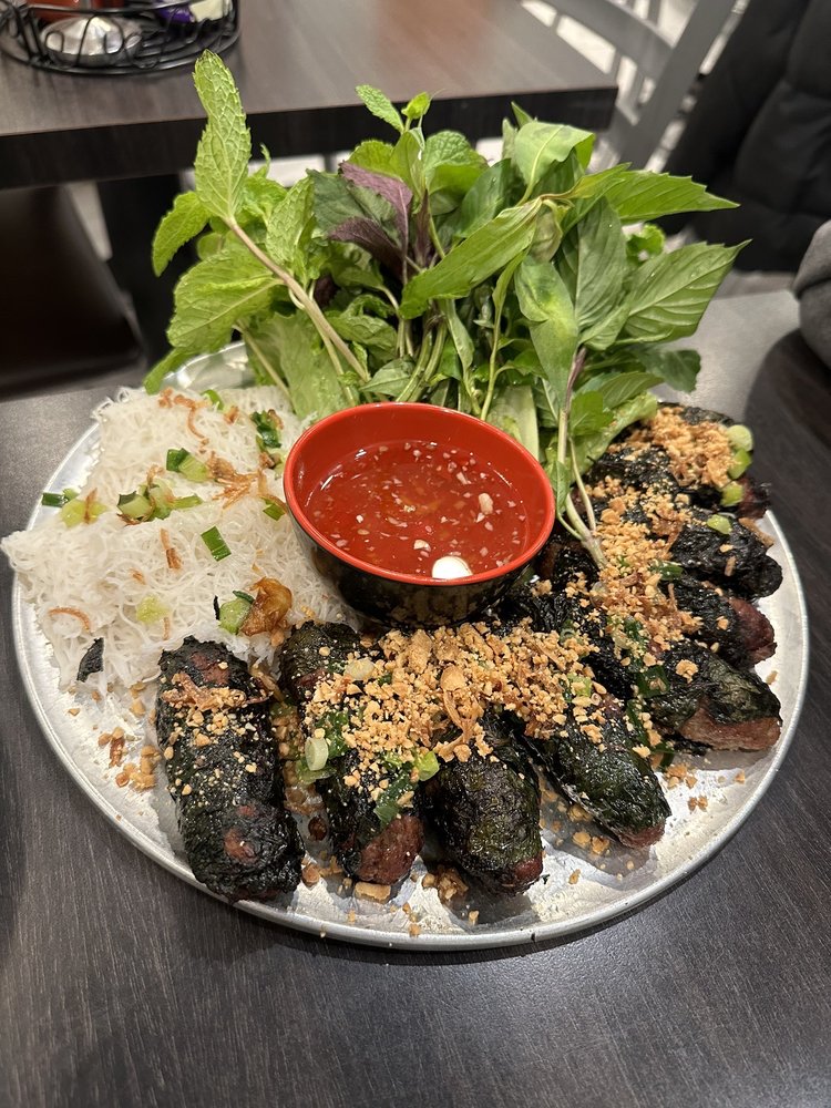 LC PHO - Updated November 2024 - 185 Photos & 174 Reviews - 2739 W ...