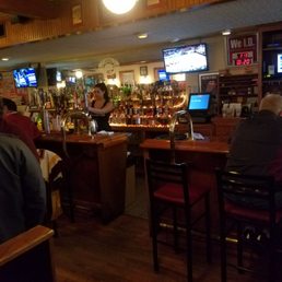 VARSITY CLUB RESTAURANT & BAR - Updated November 2025 - 52 Photos & 94 ...