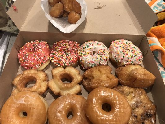 MASTER’S DONUTS - Updated October 2025 - 50 Reviews & 53 Photos - 325 E ...