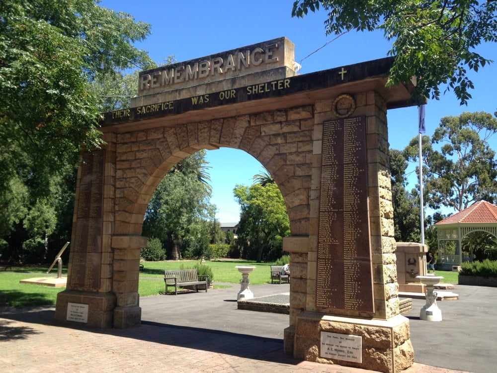MEMORIAL GARDENS - Parkside South Australia, Australia - Landmarks ...