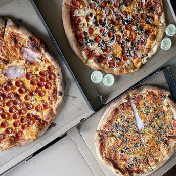 HUNGRY SASQUATCH - Updated July 2024 - 51 Photos & 76 Reviews - 2106 ...