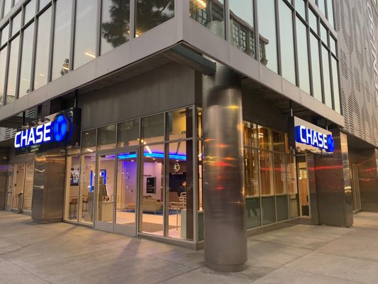 CHASE BANK - Updated November 2025 - 13 Photos & 11 Reviews - 1050 S ...