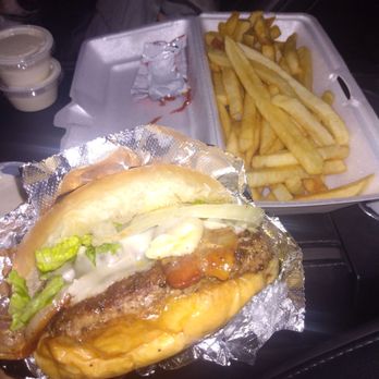 CHUNKY’S BURGERS - Updated October 2025 - 297 Photos & 338 Reviews ...