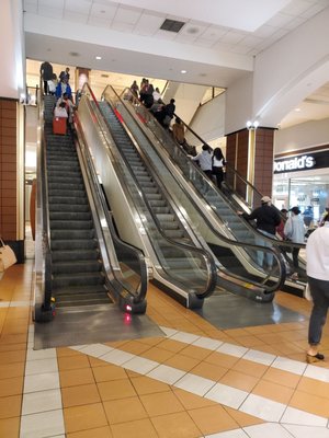 ATLANTIC TERMINAL MALL - 55 Photos - Shopping Centers - 139 Flatbush ...