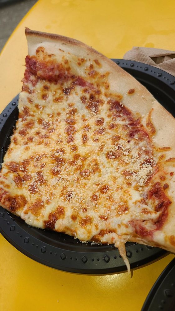 KIDZONE PIZZA - UNIVERSAL STUDIOS - Updated July 2025 - 6000 Exposition ...