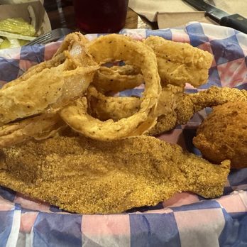 THE TEXAS STAR INN - Updated October 2025 - 82 Photos & 53 Reviews ...