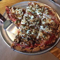 FIXTURE PIZZA PUB - Updated December 2025 - 386 Photos & 361 Reviews ...