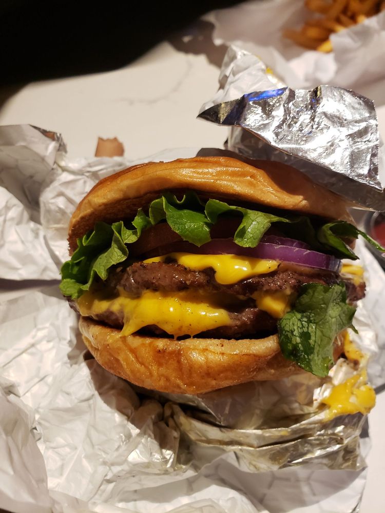 GRAND RIVER DELI & BURGERS - 18 Photos & 18 Reviews - 2901 Grand River ...