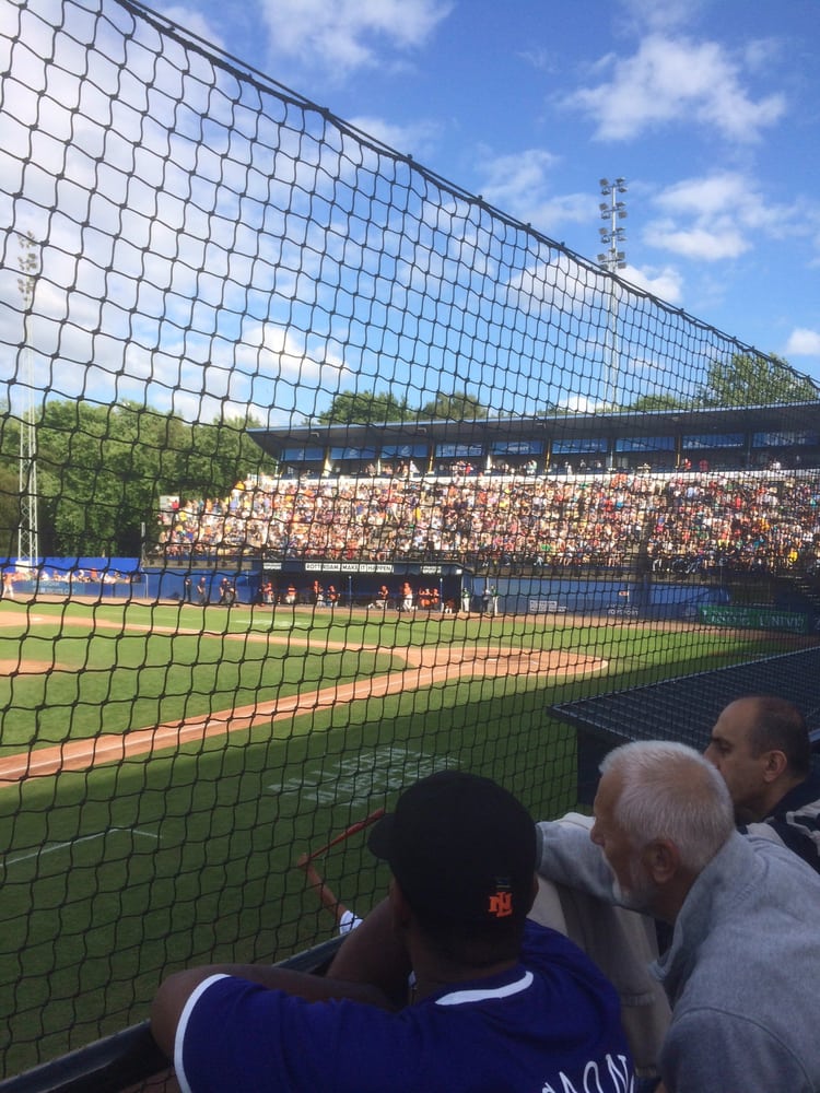 NEPTUNUS SPORTCLUB - Abraham van Stolkweg 31, Rotterdam, Zuid-Holland ...