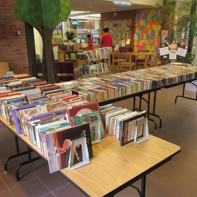 WEST WARWICK PUBLIC LIBRARY - Updated July 2025 - 31 Photos - 1043 Main ...