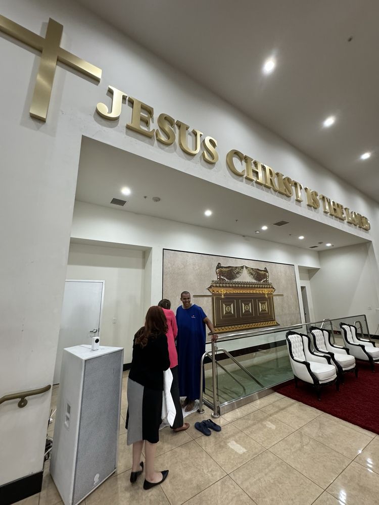 THE UNIVERSAL CHURCH - Updated January 2026 - 1900 W Alondra Blvd ...