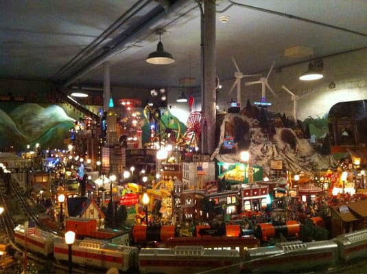 THE UNDERGROUND RAILROAD SHOPPE - Updated December 2025 - 1906 ...