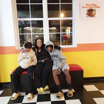 MR. DAN’S - Updated December 2025 - 16 Photos & 23 Reviews - 2611 East ...