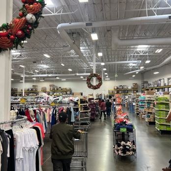 THE OUTLET BY ELS - Updated December 2025 - 317 Photos & 235 Reviews ...