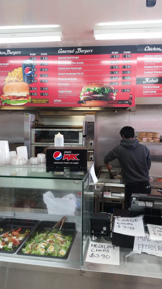 WORLD FAMOUS CHICKEN COLYTON | 62 Hewitt St, Colyton New South Wales ...