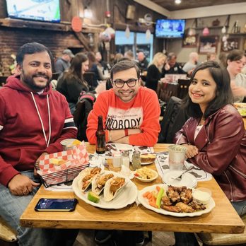 BLACK RIVER BARN - Updated July 2024 - 219 Photos & 391 Reviews - 1178 ...