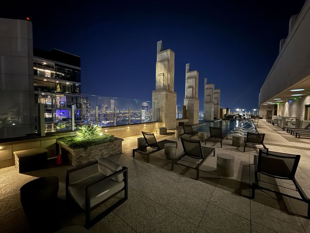 MARKET SQUARE TOWER - Updated December 2025 - 107 Photos & 17 Reviews ...