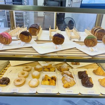 MUNCH MUNCH MOCHI DONUT - Updated December 2024 - 245 Photos & 106 ...