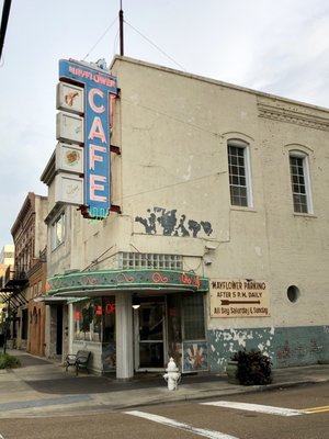 MAYFLOWER CAFE - 123 Photos & 160 Reviews - 123 W Capitol St, Jackson ...