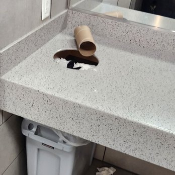 CRUNCH FITNESS - OUTER LOOP - Updated January 2026 - 49 Photos & 10 ...