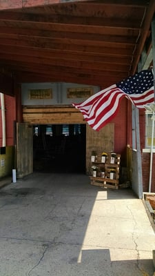 CINCINNATI REUSE CENTER - Updated July 2025 - 28 Photos - 1530 Tremont ...