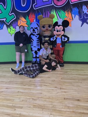 FUNQUEST FAMILY ENTERTAINMENT CENTER - Updated December 2025 - 21 ...