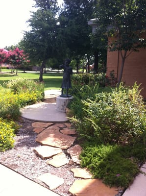 FLOWER MOUND PUBLIC LIBRARY - Updated March 2025 - 25 Photos & 13 ...