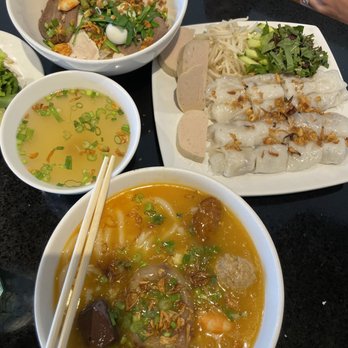 SAIGON JADE RESTAURANT - 234 Photos & 175 Reviews - 1948 W Broadway Rd ...