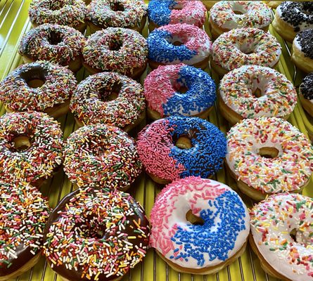 AVA’S DONUTS - 55 Photos & 39 Reviews - Donuts - 26 Carl Alwin Pl ...