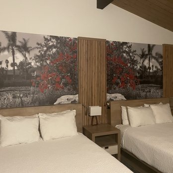 RAMADA BY WYNDHAM SANTA BARBARA - Updated December 2025 - 274 Photos ...