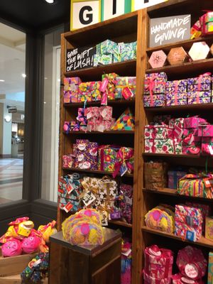 LUSH - Updated August 2025 - 23 Photos & 43 Reviews - 2500 N Mayfair Rd ...