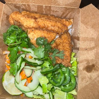 THE LOCAL FRY - Updated August 2024 - 700 Photos & 486 Reviews - 711 W ...