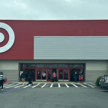 TARGET - Updated May 2025 - 259 Photos & 263 Reviews - 2255 S El Camino ...