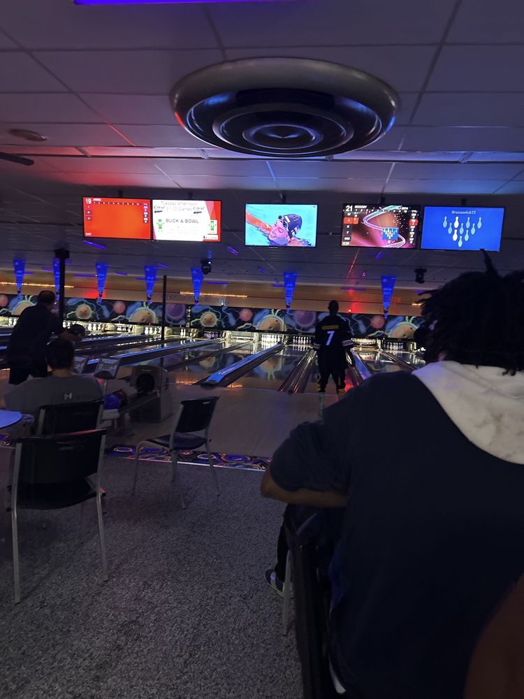 CREST BOWL - Updated December 2025 - 14 Reviews - 650 N New Florissant ...