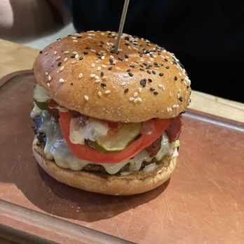 HAMBRGR - Updated September 2025 - 276 Photos & 233 Reviews - 49 King ...