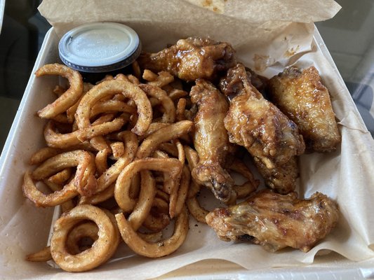 IT’S JUST WINGS - Updated November 2024 - 35 Reviews - 1411 W Katella ...