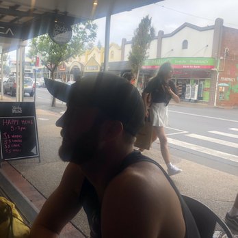 THE STICKY WICKET BAR - Updated August 2025 - 10 Photos & 10 Reviews ...