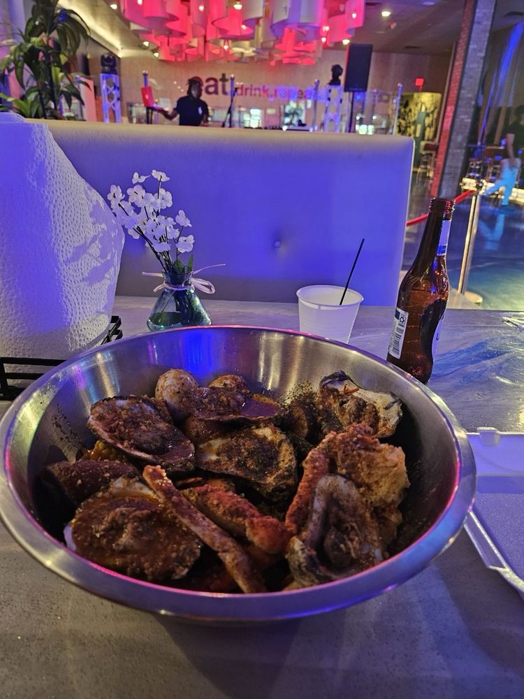 SCARFE WHISPERS OYSTER BAR - Updated December 2025 - 31 Photos & 24 ...