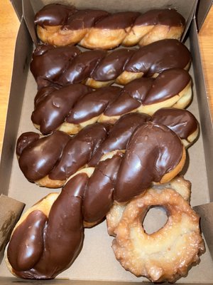 DONUT TOUCH - Updated October 2025 - 302 Photos & 354 Reviews - 6755 ...