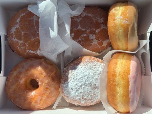 SARAH DONUTS - 89 Photos & 121 Reviews - 45 Satellite Blvd NW, Suwanee ...