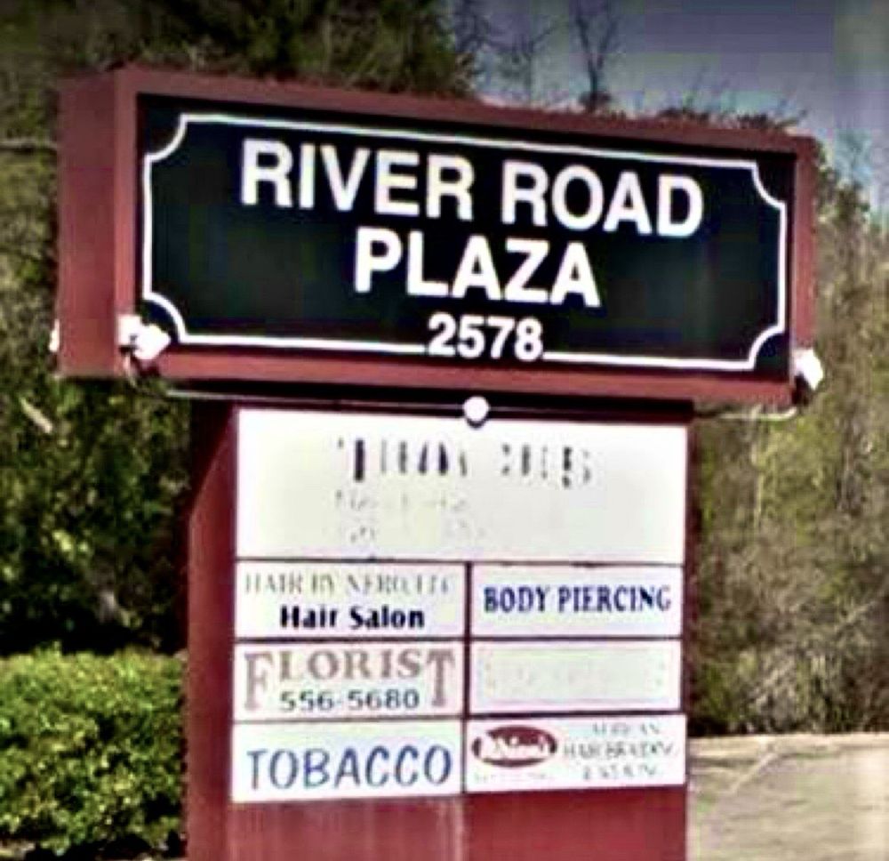RIVER ROAD PLAZA - Updated June 2024 - 2578 Ashley River Rd, Charleston ...