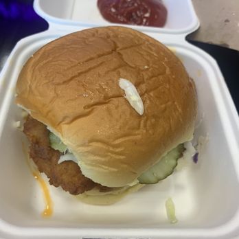 BROADWAY HOT & HONEY CHICKEN - Updated April 2024 - 16 Photos & 19 ...