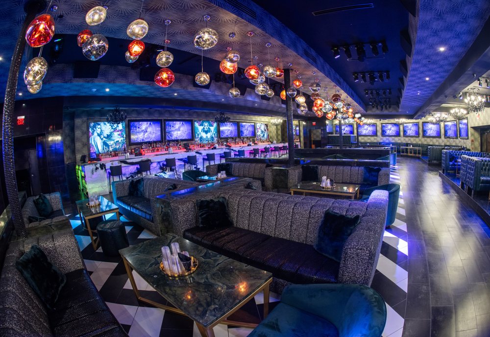 SOHO LOUNGE - Updated December 2025 - 31 Photos & 17 Reviews - 2359 ...