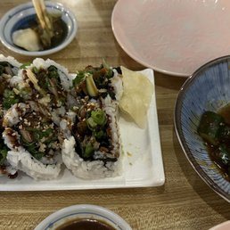 MOMS - 118 Photos & 85 Reviews - 190 Keawe St, Hilo, Hawaii - Japanese ...