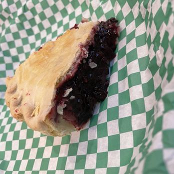 THE HUCKLEBERRY PATCH - Updated July 2025 - 229 Photos & 241 Reviews ...