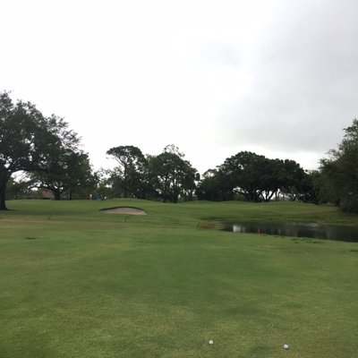 MEADOWOOD GOLF & TENNIS CLUB - Updated December 2025 - 9425 Meadowood ...