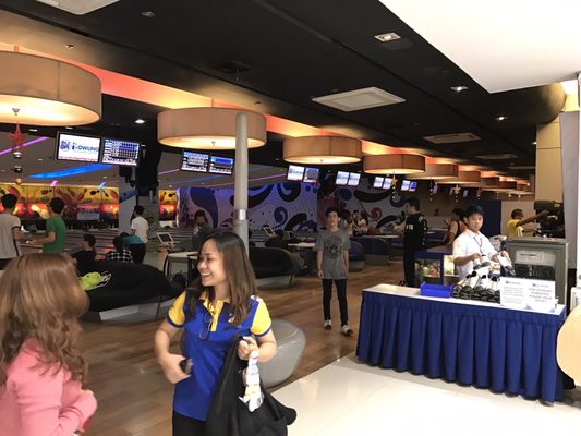 SM BOWLING & LEISURE CENTER - Updated January 2026 - 10 Photos - SM ...