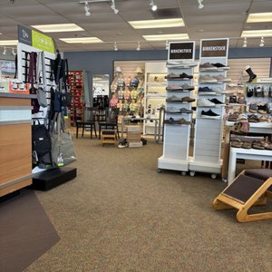 VANDERLOOP SHOES - Updated December 2025 - 11938 W Silver Spring Dr ...